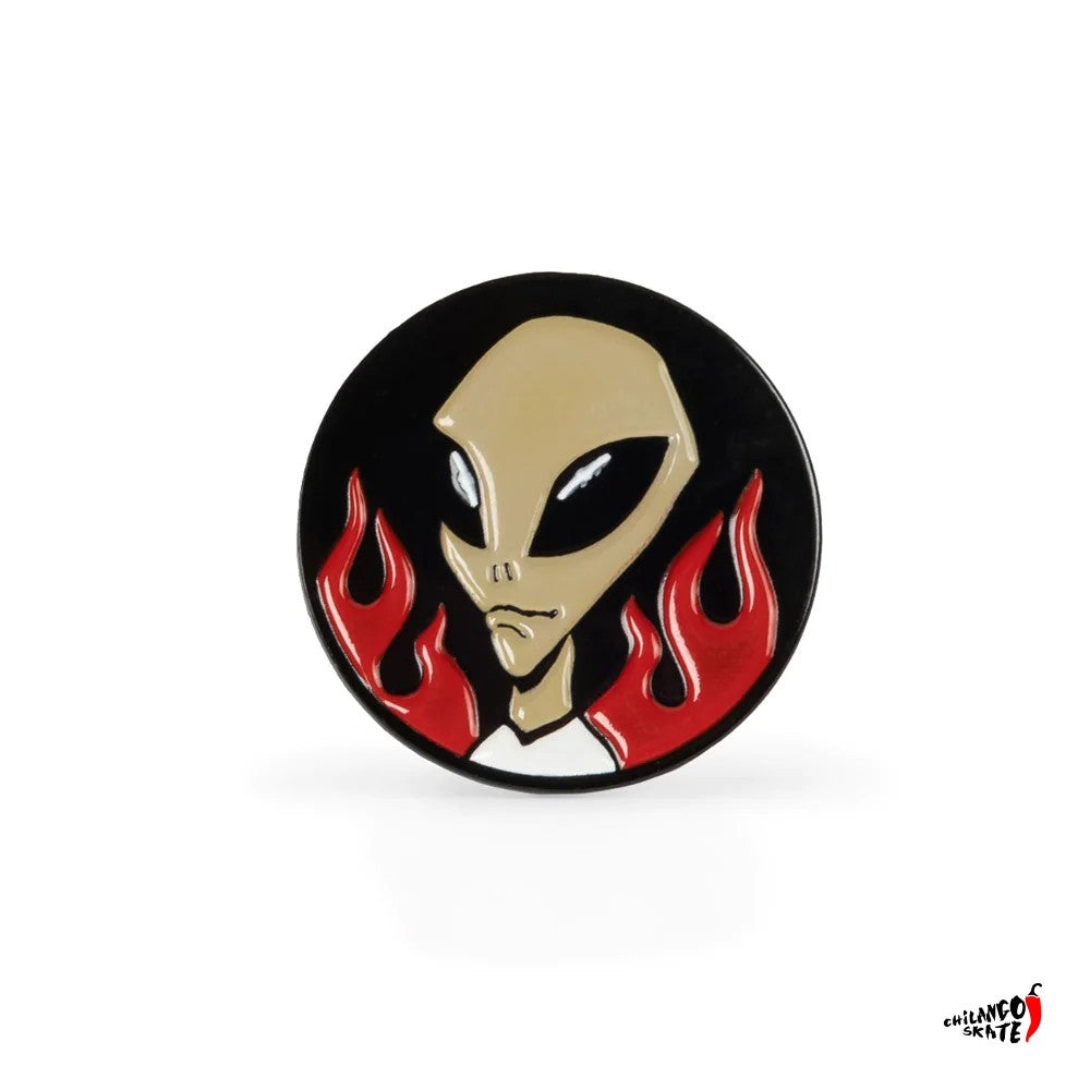 Pin Thrasher x Alien Workshop Bealive – Chilango Skate